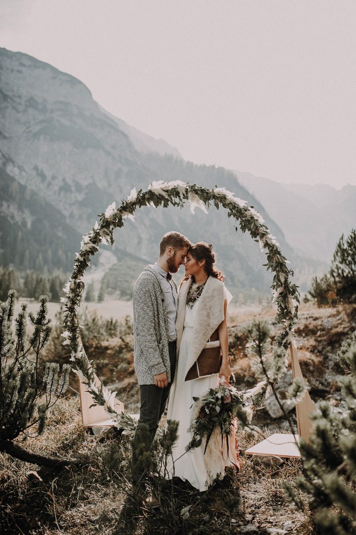 Top 10 Ceremony Arch Designs for Destination Weddings